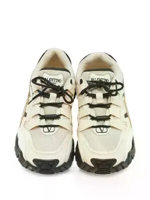 Valentino Garavani Vlogo Signature Print Climbers Sneakers