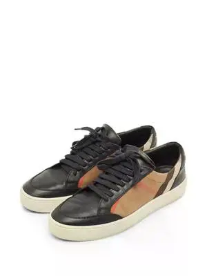 Burberry House Check Canvas Low-top Sneakers - Black