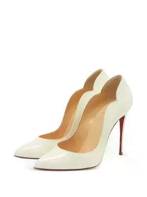 CHRISTIAN LOUBOUTIN Hot Chick Curved-topline Pumps