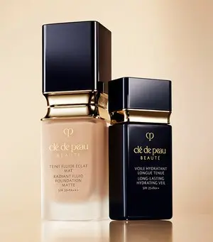 CLE DE PEAU BEAUTE Radiant Fluid Foundation Matte