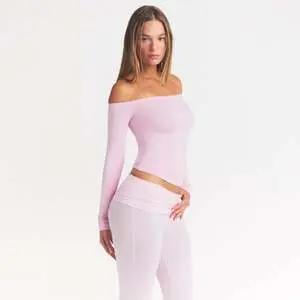 SKIMS Off The Shoulder Top | Pink | | Smooth Layers