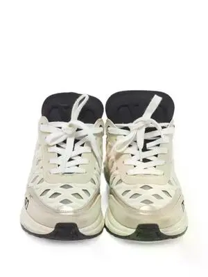 Valentino Garavani Go Runner Sneakers - Neutrals
