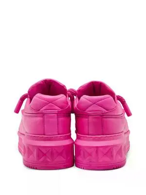 Valentino Garavani One Stud Leather Low-top Sneakers