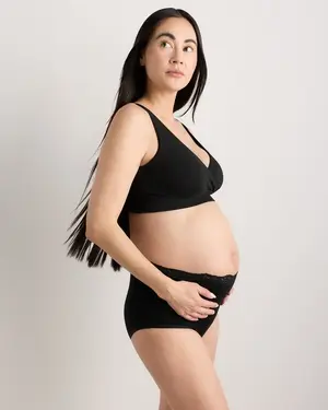 Quince Nursing & Sleep Bra - Black