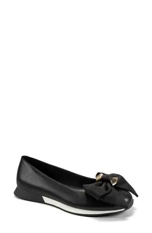 Karl Lagerfeld Paris Magalia Bow Sneaker Flat