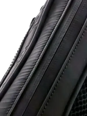 Gucci Gg Rubber Effect Leather Belt Bag - Black