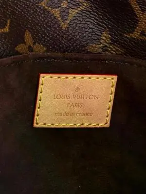LOUIS VUITTON Monogram Canvas Pochette Metis East West Bag - Brown
