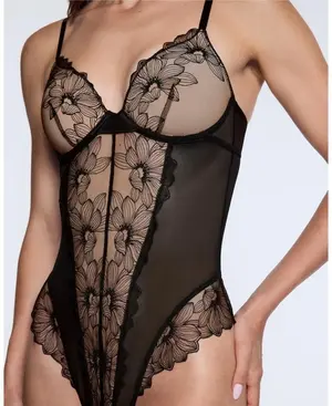 Pepper Embroidery Lift Up Teddy