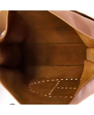 Hermès Pm Evelyne Bag Gen I Courchevel - Brown