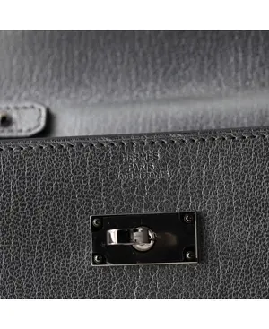 Hermès Kelly To Go Wallet Chevre Chamkilight - Metallic
