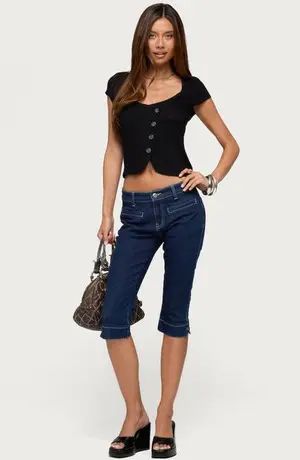 EDIKTED Blaunca Asymmetric Knit Crop Top