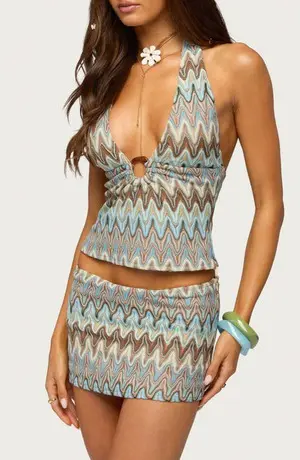 EDIKTED Saha Zigzag Knit Halter Top
