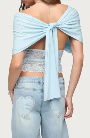 EDIKTED Eloria Lace Crop Top
