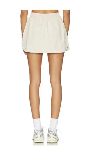 GOLD HINGE Active Ease Skirt In Cream