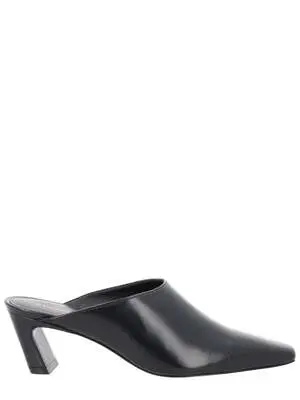 STUART WEITZMAN STUART WEITZMAN Pointed Toe Leather Mule Pumps