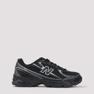 NEW BALANCE 740 Low Top Sneakers - Black