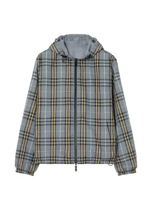 Burberry Newport R Outerwear Ss26 Collection