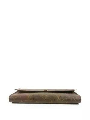LOUIS VUITTON Monogram Portefeuille International Foldover-top Wallet