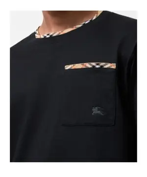 Burberry Checked Trim Short Sleeved T-shirt - Black