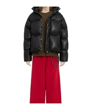 MAISON MARGIELA Hooded Puffer Jacket - Black