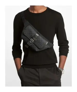 Michael Kors Hudson Signature Logo Sling Pack