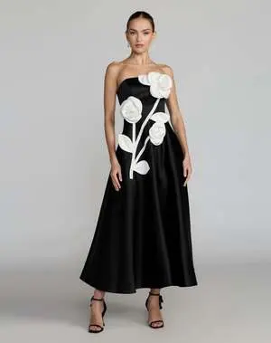 Mac Duggal Strapless A-line Gown With 3d Flower Appliqu - Black