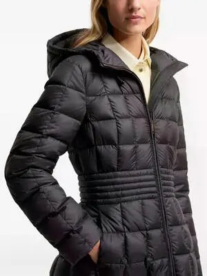 Moncler Engoulevent Short Down Jacket - Black