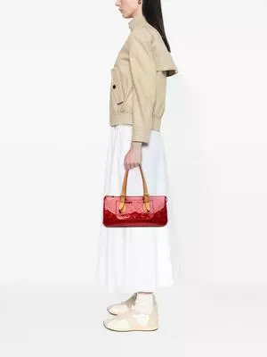 LOUIS VUITTON Monogram Vernis Rosewood Avenue Shoulder Bag - Red