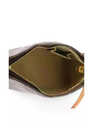 LOUIS VUITTON Monogram Canvas Gm Looping Shoulder Bag