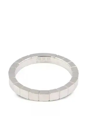 Cartier Laniere Engraved Logo Ring In 18k White Gold - Silver