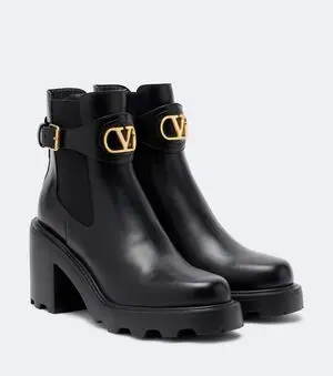 Valentino Garavani Beatle Vlogo Ankle Boots - Black