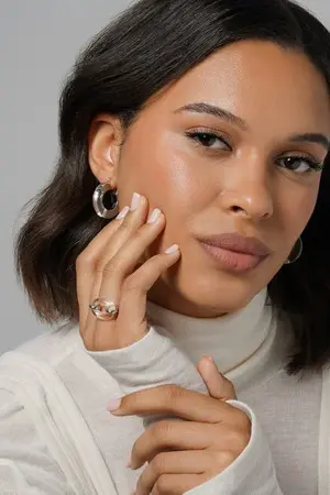 ZYNNIA COLLECTIVE Split Hoop Earrings - Silver