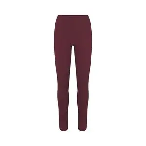 NIKESKIMS Matte 29" Legging 'currant - Red