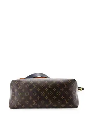 LOUIS VUITTON Monogram Canvas Beaubourg Shoulder Bag