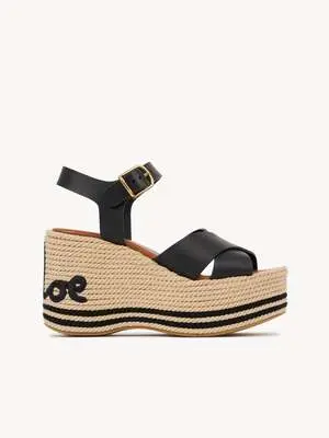 Chloé Wedge Sandals With Embossed Logo - Nero