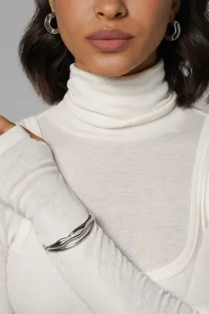 ZYNNIA COLLECTIVE Flow Cuff - Silver