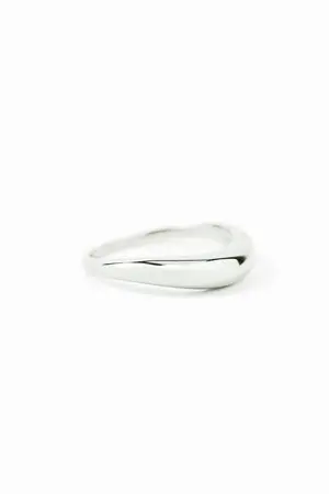 ZYNNIA COLLECTIVE Dome Slim Ring - Silver