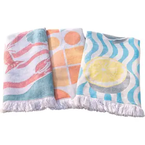 OLIVE AND LOOM Coastal Print Towel Set - Multi