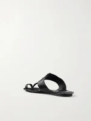 JAMIE HALLER The Toe Thong Leather Sandals - Black