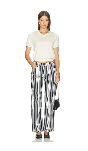Renggli V-neck Knit Tee In White