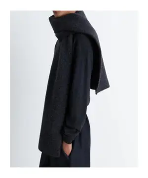 LEMAIRE Cocotte Logo-patch Finished Edge Knitted Scarf