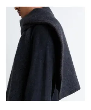 LEMAIRE Cocotte Logo-patch Finished Edge Knitted Scarf