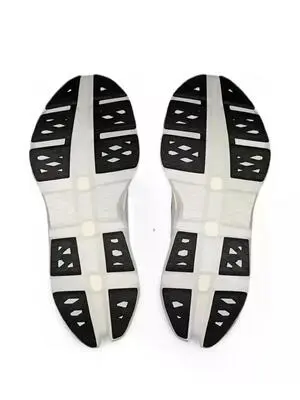 On Cloudmster Hyper Low Top Sneakers