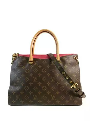 LOUIS VUITTON Pallas Monogram Handbag - Brown