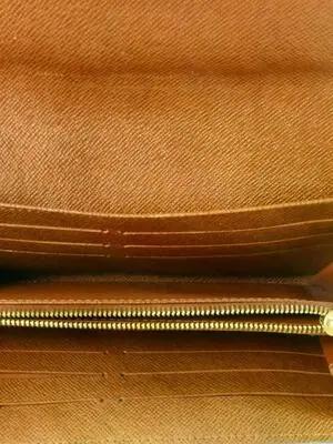 LOUIS VUITTON Sarah Monogram Wallet - Brown