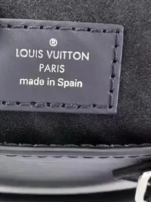 LOUIS VUITTON Petit Sac Plat Epi Leather Tote Bag