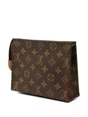 LOUIS VUITTON 2004 Monogram Toiletry Pouch 19 Clutch Bag