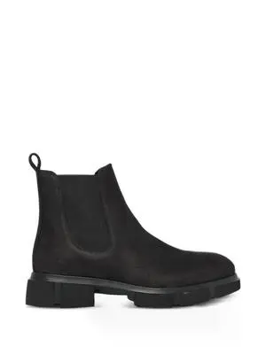 SUMMERY COPENHAGEN Pebbled Leather Chelsea Boots - Black