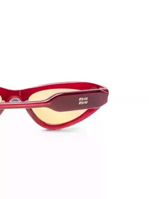 Miu Miu Cat-eye Sunglasses - Red