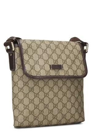 Gucci Gg Supreme Flap Messenger Bag
